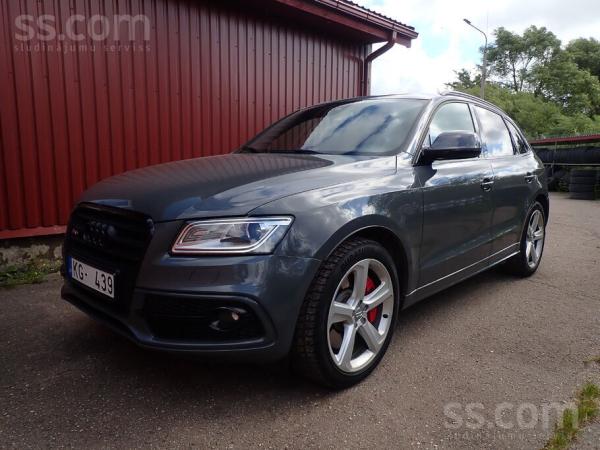 Grey Audi Q5 2015 in Liepaja, with an engine capacity of 3.00 L and mileage of 306 thousand km for 15950 €, photo 5 on AUTOMOTO.COM.LV