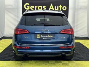 Grey Audi Q5 2015 in Vilnius, with an engine capacity of 3.00 L and mileage of 196 thousand km for 12800 €, photo 6 on AUTOMOTO.COM.LV