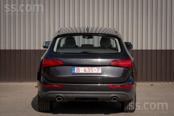 Grey Audi Q5 2015 in Tukums, with an engine capacity of 3.00 L and mileage of 211 thousand km for 13950 €, photo 9 on AUTOMOTO.COM.LV