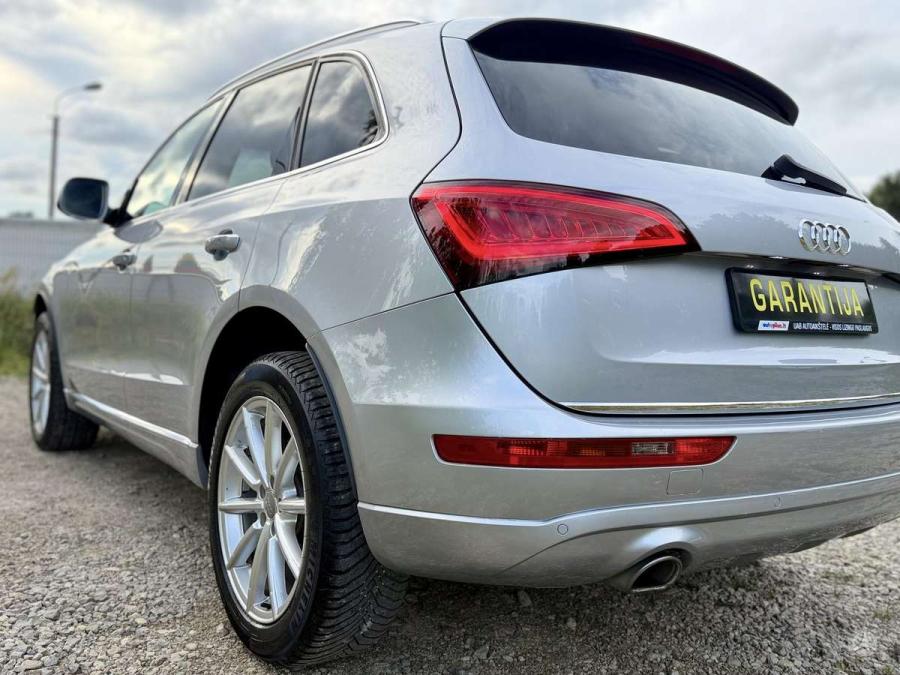 Grey Audi Q5 2015 in Siauliai, with an engine capacity of 1.97 L and mileage of 256 thousand km for 14999 €, photo 8 on AUTOMOTO.COM.LV