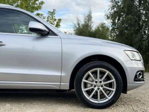 Grey Audi Q5 2015 in Siauliai, with an engine capacity of 1.97 L and mileage of 256 thousand km for 14999 €, photo 11 on AUTOMOTO.COM.LV