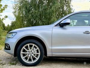 Grey Audi Q5 2015 in Siauliai, with an engine capacity of 1.97 L and mileage of 256 thousand km for 14999 €, photo 12 on AUTOMOTO.COM.LV
