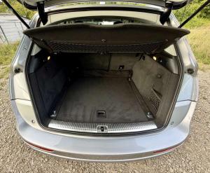 Grey Audi Q5 2015 in Siauliai, with an engine capacity of 1.97 L and mileage of 256 thousand km for 14999 €, photo 44 on AUTOMOTO.COM.LV