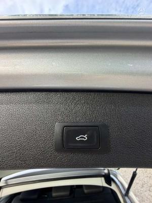 Grey Audi Q5 2015 in Siauliai, with an engine capacity of 1.97 L and mileage of 256 thousand km for 14999 €, photo 45 on AUTOMOTO.COM.LV