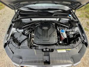 Grey Audi Q5 2015 in Siauliai, with an engine capacity of 1.97 L and mileage of 256 thousand km for 14999 €, photo 48 on AUTOMOTO.COM.LV