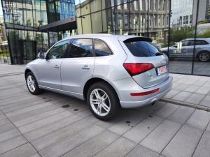 Grey Audi Q5 2015 in Vilnius, with an engine capacity of 2.00 L and mileage of 197 thousand km for 11350 €, photo 5 on AUTOMOTO.COM.LV