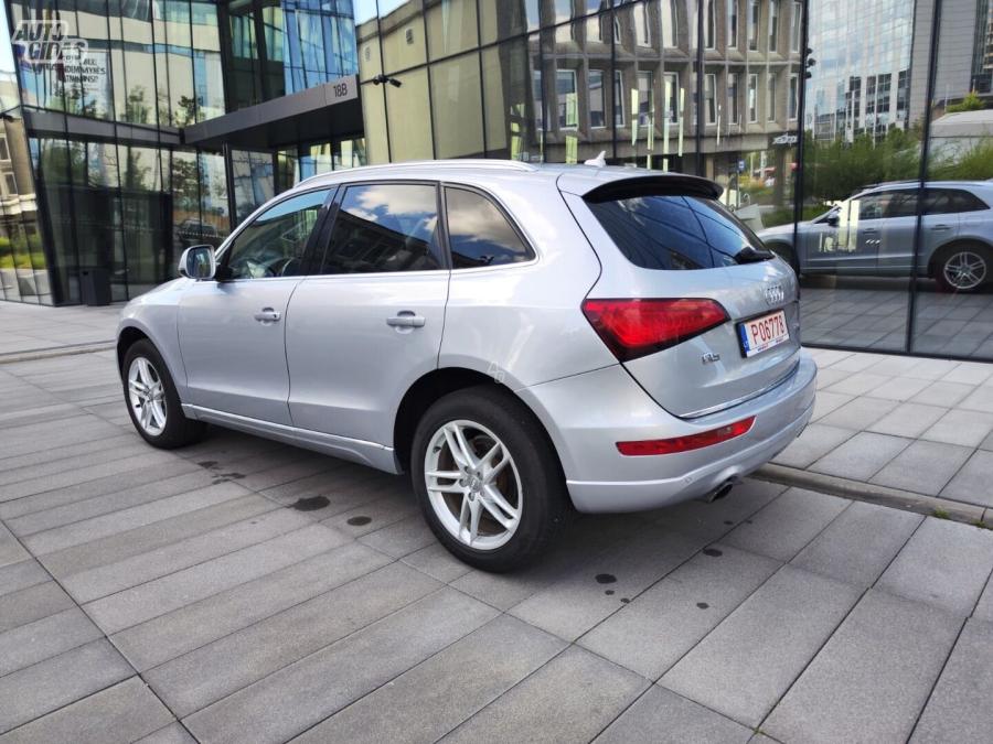 Grey Audi Q5 2015 in Vilnius, with an engine capacity of 2.00 L and mileage of 197 thousand km for 11350 €, photo 5 on AUTOMOTO.COM.LV