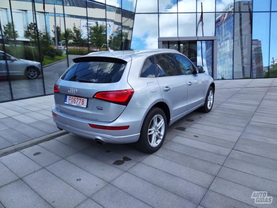 Grey Audi Q5 2015 in Vilnius, with an engine capacity of 2.00 L and mileage of 197 thousand km for 11350 €, photo 6 on AUTOMOTO.COM.LV