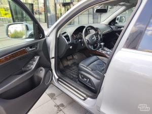 Grey Audi Q5 2015 in Vilnius, with an engine capacity of 2.00 L and mileage of 197 thousand km for 11350 €, photo 14 on AUTOMOTO.COM.LV