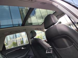 Grey Audi Q5 2015 in Vilnius, with an engine capacity of 2.00 L and mileage of 197 thousand km for 11350 €, photo 17 on AUTOMOTO.COM.LV