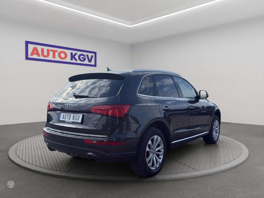 Grey Audi Q5 2015 in Kaunas, with an engine capacity of 3.00 L and mileage of 260 thousand km for 10499 €, photo 6 on AUTOMOTO.COM.LV
