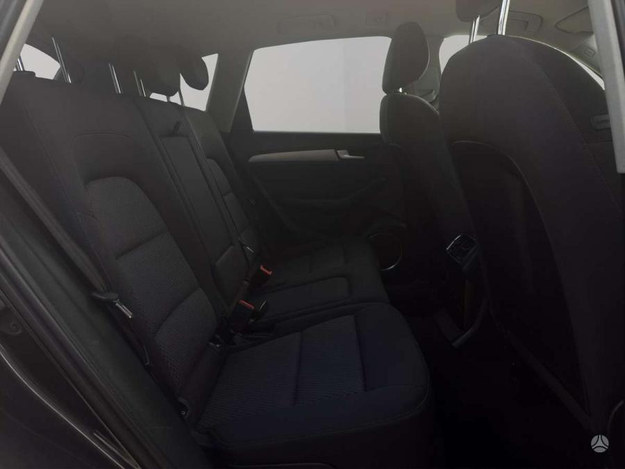 Grey Audi Q5 2015 in Kaunas, with an engine capacity of 3.00 L and mileage of 260 thousand km for 10499 €, photo 10 on AUTOMOTO.COM.LV