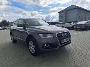 Pelēks Audi Q5 2015 Tauragė, ar dzinēja tilpumu 1.97 L un nobraukumu 246 tūkst. km par 12500 €, foto  vietnē AUTOMOTO.COM.LV