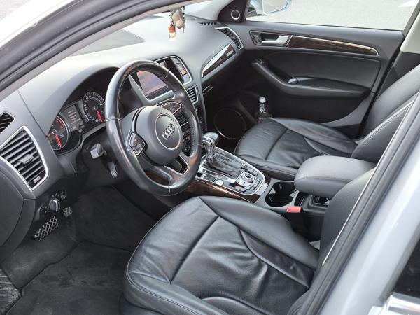 Grey Audi Q5 2015 in Klaipeda, with an engine capacity of 3.00 L and mileage of 221 thousand km for 10900 €, photo 10 on AUTOMOTO.COM.LV