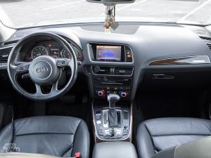 Pelēks Audi Q5 2015 Klaipėda, ar dzinēja tilpumu 3.00 L un nobraukumu 221 tūkst. km par 10900 €, foto 12 vietnē AUTOMOTO.COM.LV