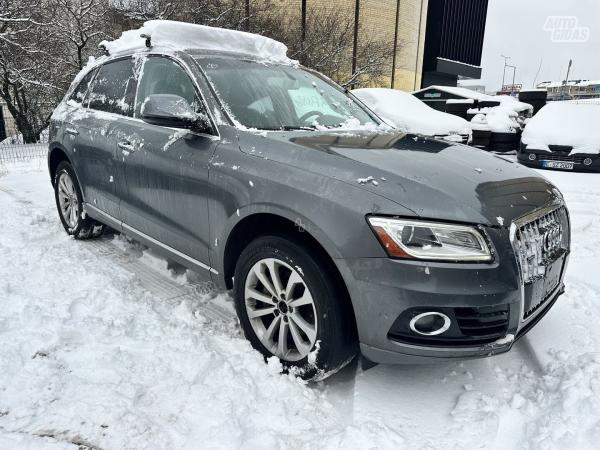 Grey Audi Q5 2016 in Vilnius, with an engine capacity of 2.00 L and mileage of 224 thousand km for 7500 €, photo 1 on AUTOMOTO.COM.LV
