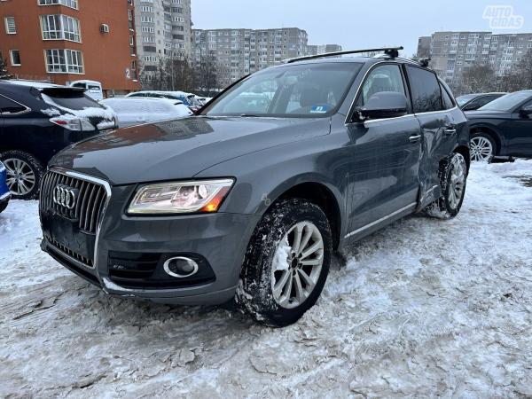 Grey Audi Q5 2016 in Vilnius, with an engine capacity of 2.00 L and mileage of 224 thousand km for 7500 €, photo 1 on AUTOMOTO.COM.LV
