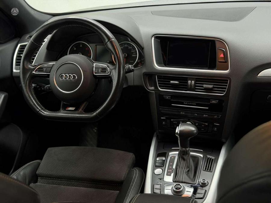 Grey Audi Q5 2016 in Vilnius, with an engine capacity of 2.00 L and mileage of 208 thousand km for 15990 €, photo 16 on AUTOMOTO.COM.LV