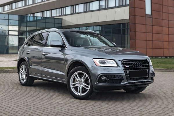 Pelēks Audi Q5 2016 Klaipėda, ar dzinēja tilpumu 3.00 L un nobraukumu 84 tūkst. km par 14999 €, foto 4 vietnē AUTOMOTO.COM.LV