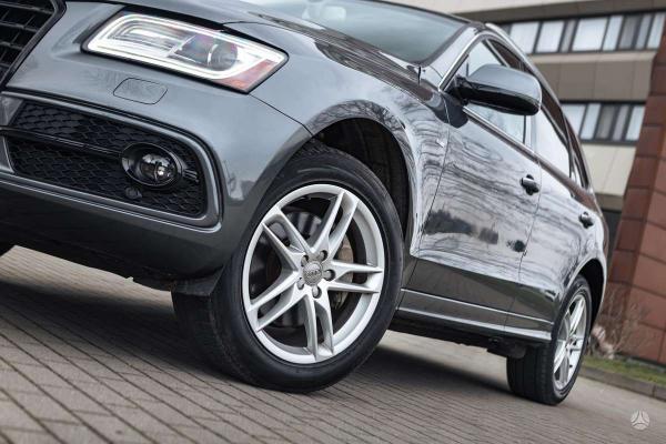 Pelēks Audi Q5 2016 Klaipėda, ar dzinēja tilpumu 3.00 L un nobraukumu 84 tūkst. km par 14999 €, foto 9 vietnē AUTOMOTO.COM.LV