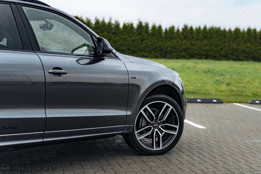 Grey Audi Q5 2016 in Klaipeda, with an engine capacity of 3.00 L and mileage of 174 thousand km for 15999 €, photo 17 on AUTOMOTO.COM.LV