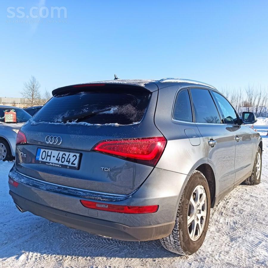 Grey Audi Q5 2016 in Daugavpils, with an engine capacity of 2.00 L and mileage of 0 thousand km for 14900 €, photo 5 on AUTOMOTO.COM.LV