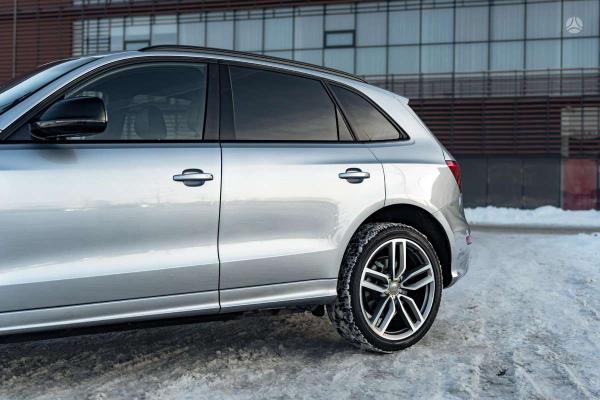 Pelēks Audi Q5 2016 Klaipėda, ar dzinēja tilpumu 3.00 L un nobraukumu 77 tūkst. km par 16500 €, foto 8 vietnē AUTOMOTO.COM.LV