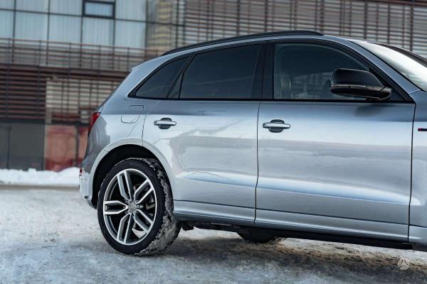 Pelēks Audi Q5 2016 Klaipėda, ar dzinēja tilpumu 3.00 L un nobraukumu 77 tūkst. km par 16500 €, foto 9 vietnē AUTOMOTO.COM.LV