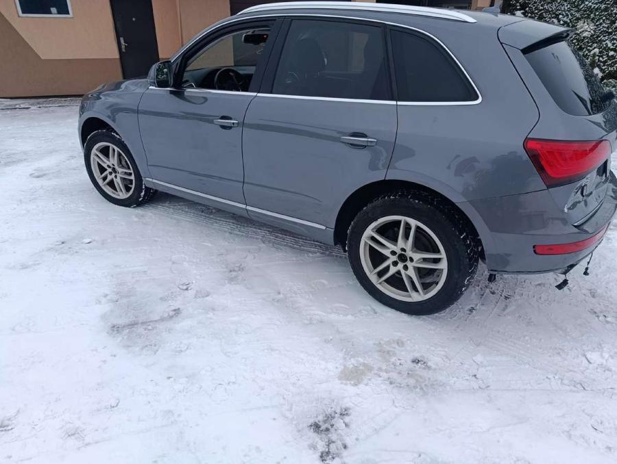 Grey Audi Q5 2016 in Plunge, with an engine capacity of 1.98 L and mileage of 197 thousand km for 8900 €, photo 3 on AUTOMOTO.COM.LV