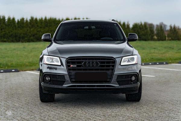 Grey Audi Q5 2016 in Klaipeda, with an engine capacity of 3.00 L and mileage of 174 thousand km for 15999 €, photo 3 on AUTOMOTO.COM.LV