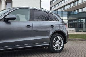 Grey Audi Q5 2016 in Klaipeda, with an engine capacity of 3.00 L and mileage of 84 thousand km for 14999 €, photo 8 on AUTOMOTO.COM.LV