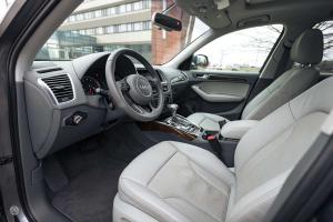 Grey Audi Q5 2016 in Klaipeda, with an engine capacity of 3.00 L and mileage of 84 thousand km for 14999 €, photo 21 on AUTOMOTO.COM.LV
