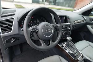 Grey Audi Q5 2016 in Klaipeda, with an engine capacity of 3.00 L and mileage of 84 thousand km for 14999 €, photo 22 on AUTOMOTO.COM.LV