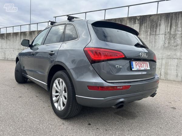 Grey Audi Q5 2016 in Vilnius, with an engine capacity of 2.00 L and mileage of 224 thousand km for 12800 €, photo 4 on AUTOMOTO.COM.LV