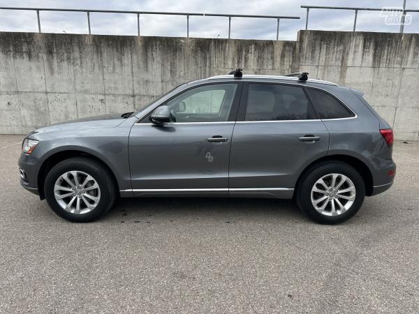 Grey Audi Q5 2016 in Vilnius, with an engine capacity of 2.00 L and mileage of 224 thousand km for 12800 €, photo 10 on AUTOMOTO.COM.LV