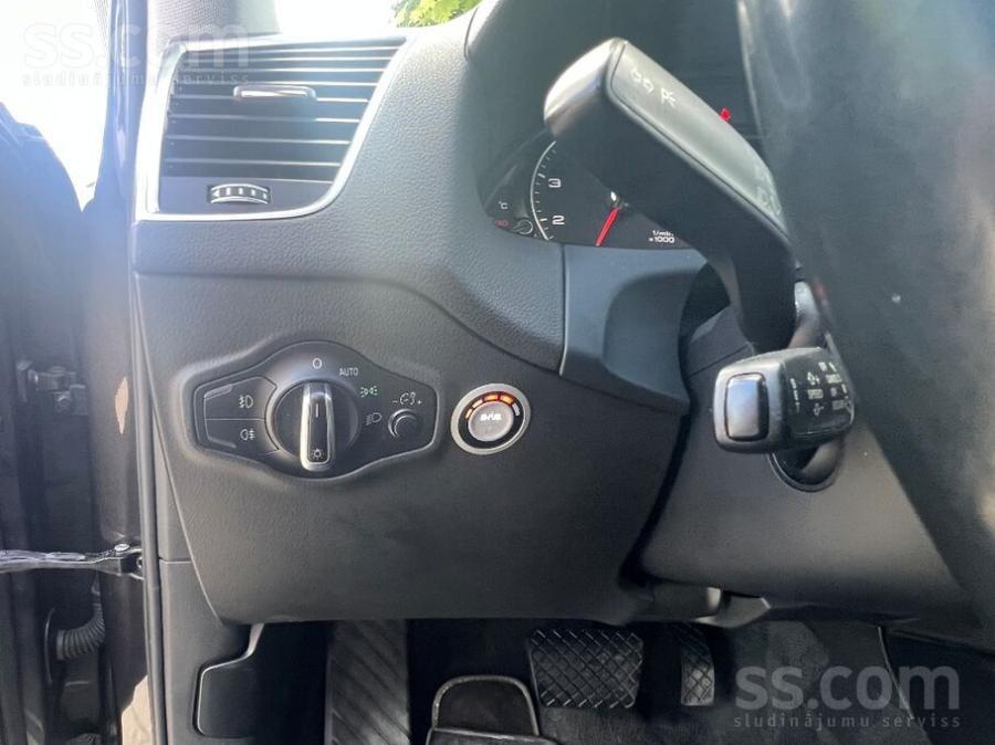 Grey Audi Q5 2016 in Riga, with an engine capacity of 2.00 L and mileage of 218 thousand km for 13500 €, photo 13 on AUTOMOTO.COM.LV
