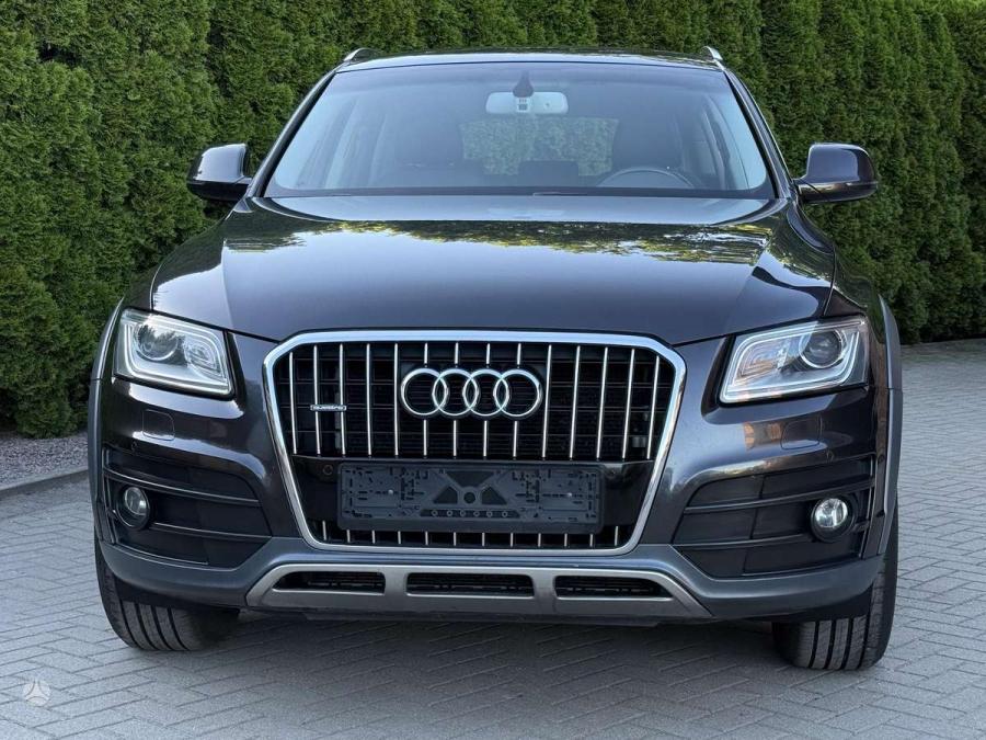 Grey Audi Q5 2016 in Jonava, with an engine capacity of 1.97 L and mileage of 246 thousand km for 13600 €, photo 4 on AUTOMOTO.COM.LV