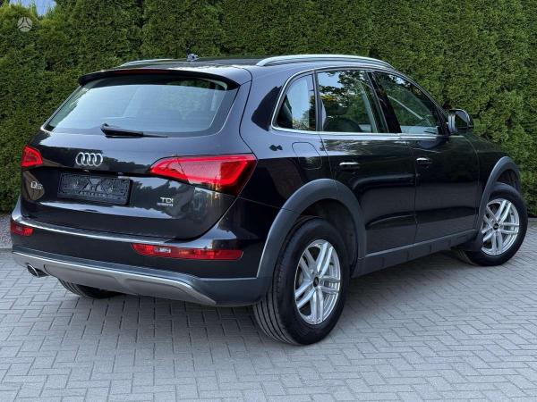 Grey Audi Q5 2016 in Jonava, with an engine capacity of 1.97 L and mileage of 246 thousand km for 13600 €, photo 6 on AUTOMOTO.COM.LV