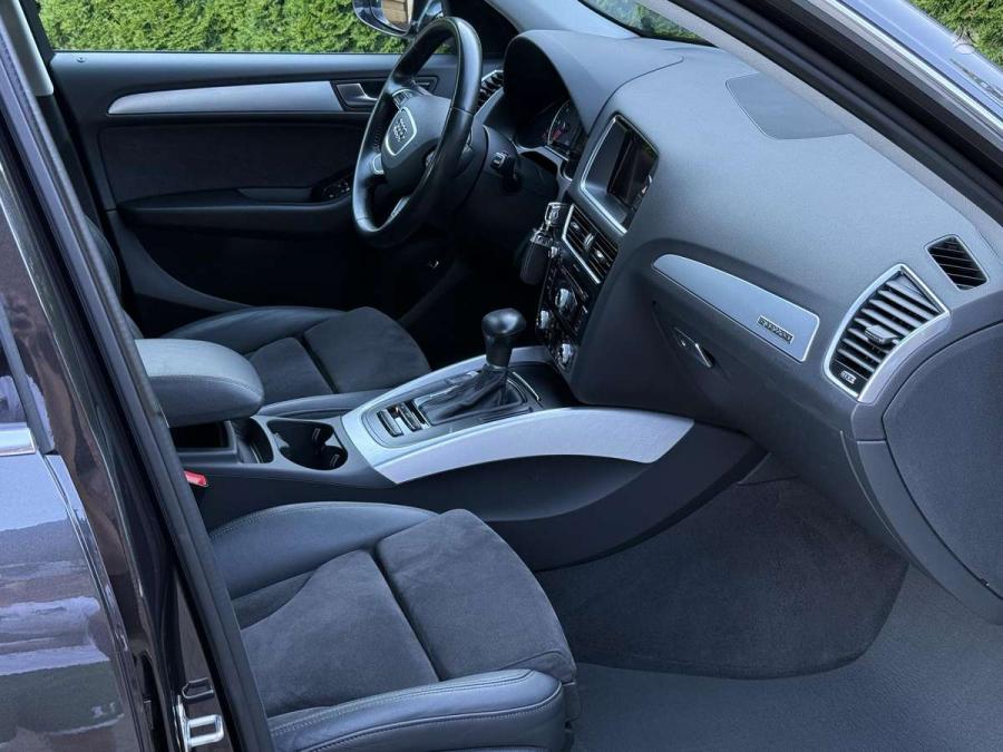 Grey Audi Q5 2016 in Jonava, with an engine capacity of 1.97 L and mileage of 246 thousand km for 13600 €, photo 26 on AUTOMOTO.COM.LV