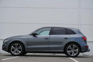 Grey Audi Q5 2016 in Riga, with an engine capacity of 2.00 L and mileage of 166 thousand km for 14900 €, photo 7 on AUTOMOTO.COM.LV