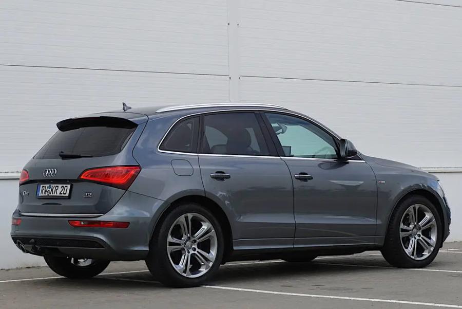 Grey Audi Q5 2016 in Riga, with an engine capacity of 2.00 L and mileage of 166 thousand km for 14900 €, photo 13 on AUTOMOTO.COM.LV
