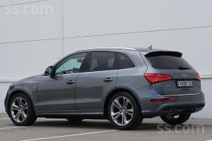 Grey Audi Q5 2016 in Riga, with an engine capacity of 2.00 L and mileage of 166 thousand km for 14900 €, photo 9 on AUTOMOTO.COM.LV