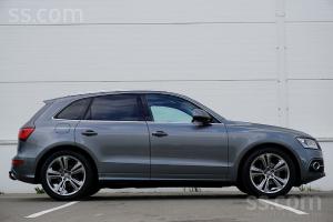 Grey Audi Q5 2016 in Riga, with an engine capacity of 2.00 L and mileage of 166 thousand km for 14900 €, photo 14 on AUTOMOTO.COM.LV