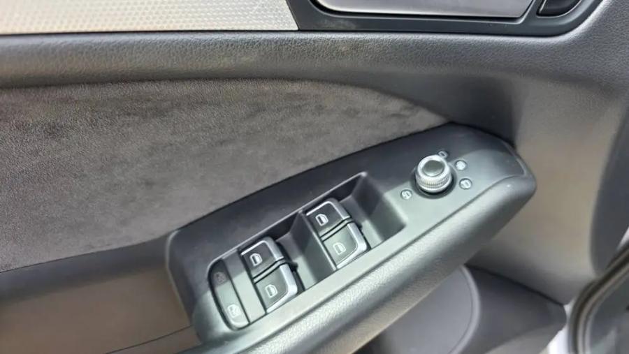 Pelēks Audi Q5 2016 Rīga, ar dzinēja tilpumu 2.00 L un nobraukumu 356 tūkst. km par 9650 €, foto 13 vietnē AUTOMOTO.COM.LV