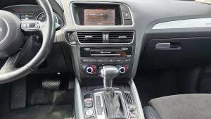 Pelēks Audi Q5 2016 Rīga, ar dzinēja tilpumu 2.00 L un nobraukumu 356 tūkst. km par 9650 €, foto 19 vietnē AUTOMOTO.COM.LV
