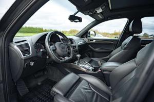 Grey Audi Q5 2016 in Klaipeda, with an engine capacity of 3.00 L and mileage of 220 thousand km for 14500 €, photo 22 on AUTOMOTO.COM.LV