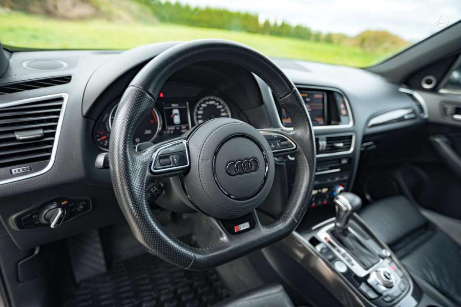 Grey Audi Q5 2016 in Klaipeda, with an engine capacity of 3.00 L and mileage of 220 thousand km for 14500 €, photo 23 on AUTOMOTO.COM.LV