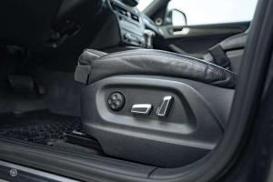 Grey Audi Q5 2016 in Klaipeda, with an engine capacity of 3.00 L and mileage of 220 thousand km for 14500 €, photo 25 on AUTOMOTO.COM.LV