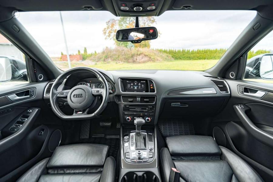 Grey Audi Q5 2016 in Klaipeda, with an engine capacity of 3.00 L and mileage of 220 thousand km for 14500 €, photo 30 on AUTOMOTO.COM.LV