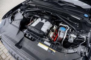 Grey Audi Q5 2016 in Klaipeda, with an engine capacity of 3.00 L and mileage of 220 thousand km for 14500 €, photo 36 on AUTOMOTO.COM.LV